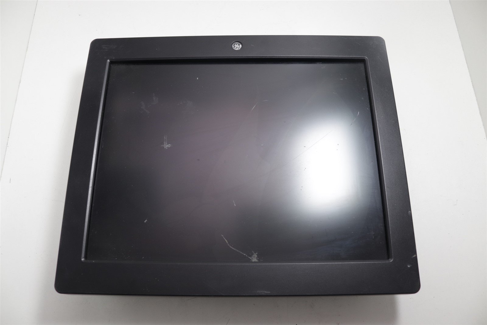 GE HealthCare / Kontron Vivid S5/S6 Dislplay Monitor 17'' 2-D190-1002 – part2Go